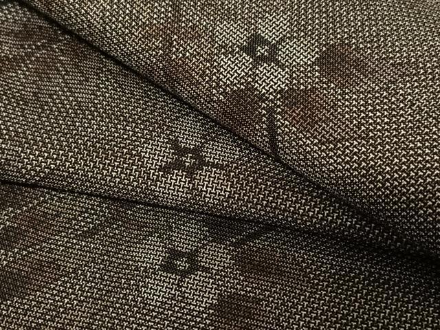 平和屋着物●本場大島紬　泥染め　9マルキ　草花文　正絹　逸品　未使用　AAAU8313zg