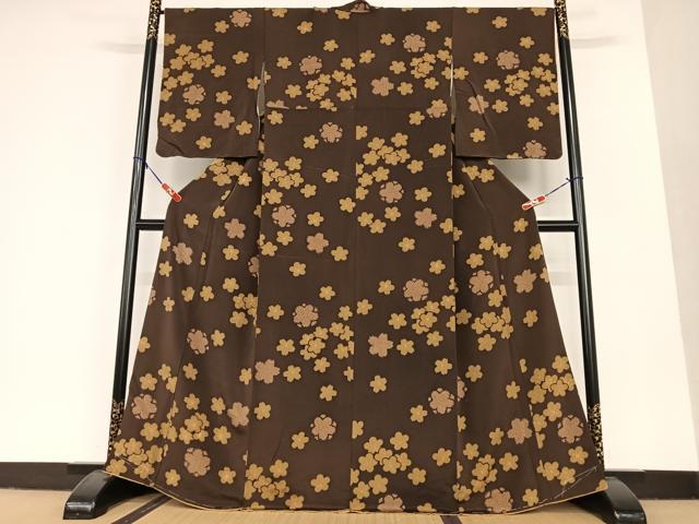 平和屋着物○上質な小紋 舞花文 金彩 鬼しぼ縮緬 正絹 逸品 CAAS7181yc