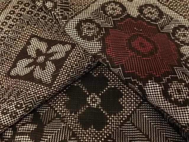 平和屋着物●本場大島紬　龍郷絣　花菱文　正絹　逸品　AAAU8440zg