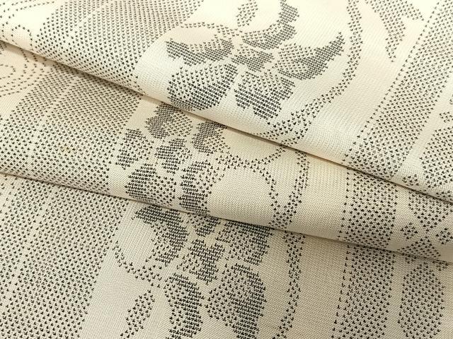 平和屋着物●本場大島紬　白大島　9マルキ　更紗花間道　正絹　逸品　AAAV7306zg