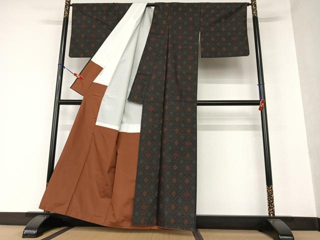 平和屋着物○本場大島紬 花菱文 正絹 逸品 AAAV7385zg