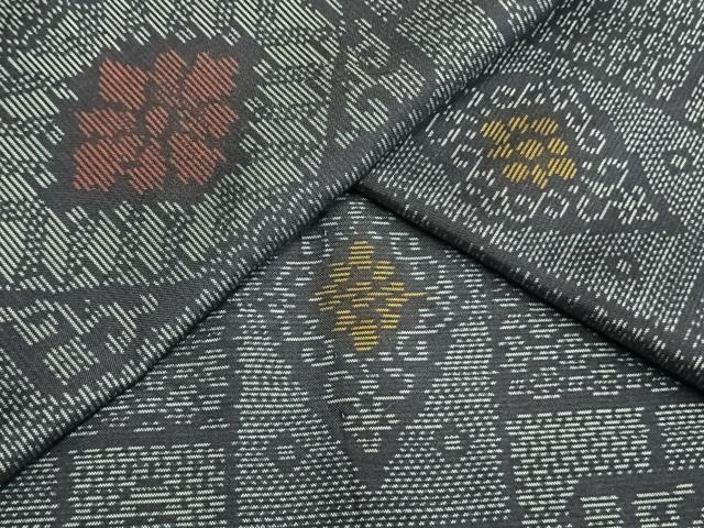 平和屋着物▽本場大島紬　単衣　色紙花文　正絹　逸品　AAAV8478fy