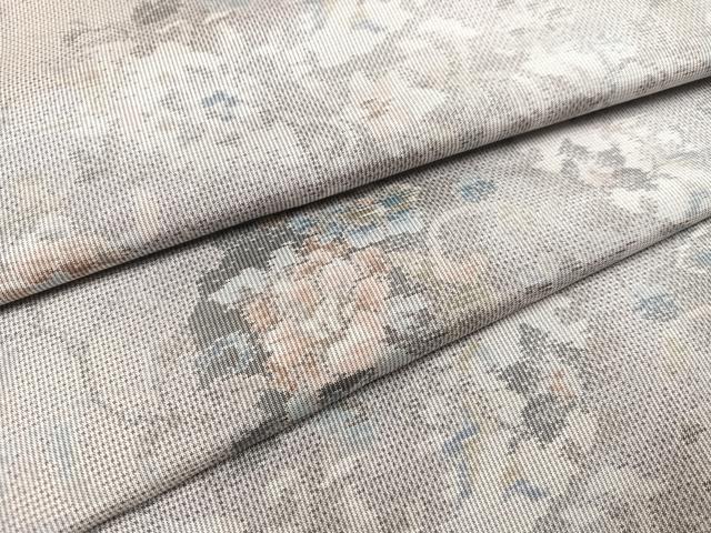 平和屋着物●都喜ヱ門　本場大島紬　白大島　藤絹織物謹製　7マルキ　花唐草文　正絹　逸品　AAAW1811ph