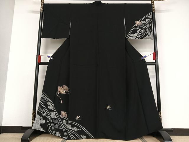 平和屋着物●訪問着　中国三大刺繍　汕頭刺繍　スワトウ刺繍　絞り　舞扇草花文　黒地　正絹　逸品　AAAW4099np