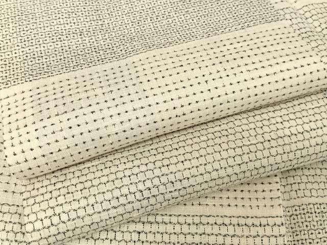 平和屋着物●本場結城紬　重要無形文化財　100亀甲　横段文　正絹　逸品　AAAW4356np