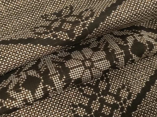 平和屋着物●本場大島紬　一元7マルキ　松皮菱花文　正絹　逸品　AAAW5272br