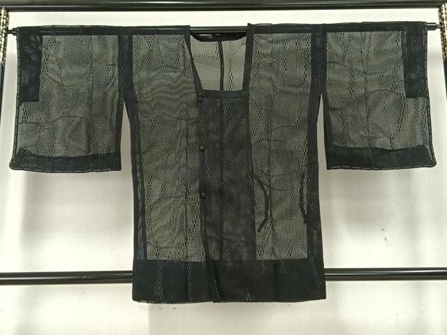 平和屋着物▽道行コート　スリーシーズン　春夏秋　塵除け　幾何学文様　黒地　正絹　逸品　未使用　AAAW7902fy