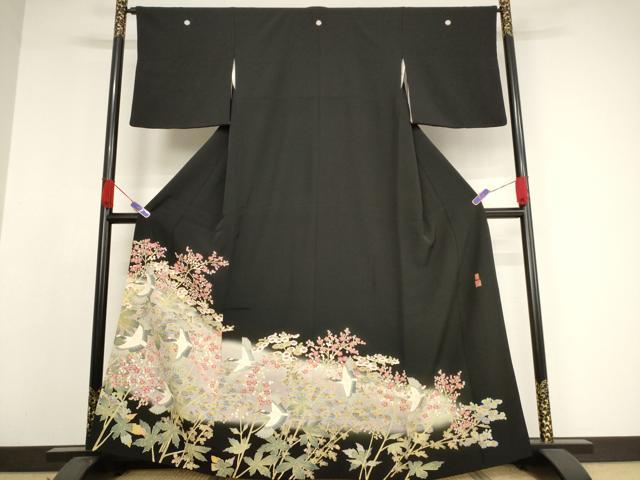 平和屋着物●本加賀友禅作家　百貫華峰　黒留袖　群れ鶴枝花文　暈し染め　正絹　逸品　AAAW9416br