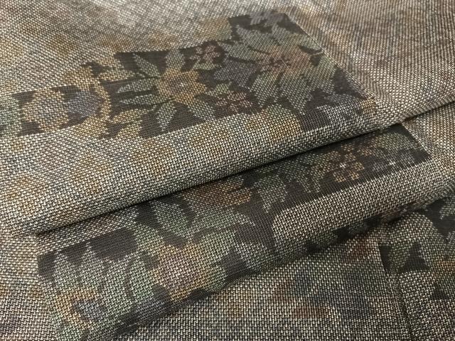 平和屋着物●本場大島紬　カタス9マルキ　霞花文　正絹　逸品　AAAX0268np