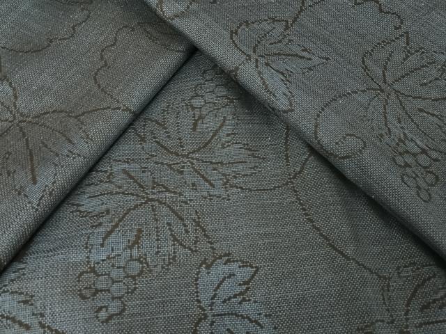 平和屋着物●本場大島紬　カタス9マルキ　葡萄蔦の葉文　ますいわ屋扱い　正絹　逸品　未使用　AAAX0325np