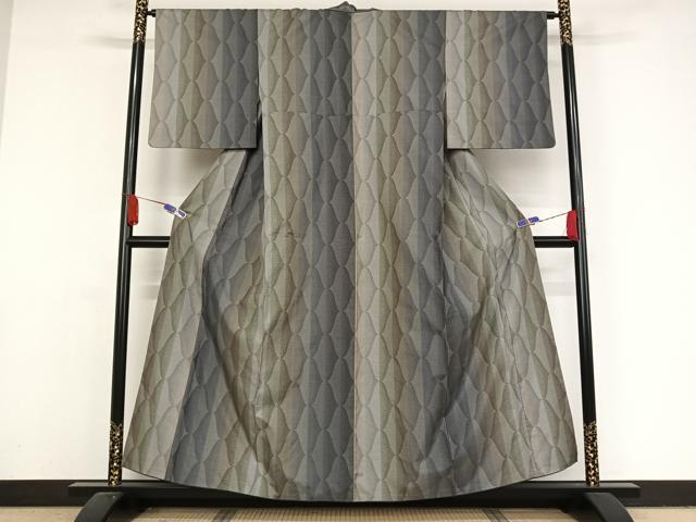 平和屋着物●本場大島紬　カタス７マルキ　網目文　正絹　逸品　AAAX0360np