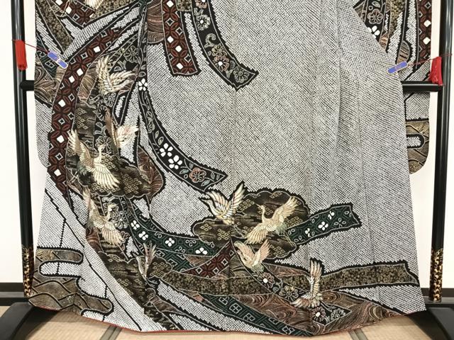 平和屋着物○豪華振袖 絞り 束ね熨斗飛鶴花文 黒地 金彩 正絹