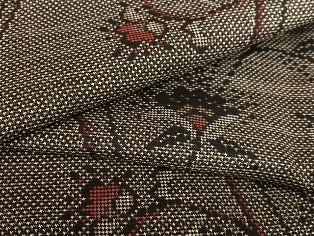 平和屋着物●本場大島紬　泥染め　一元7マルキ　更紗花文　正絹　逸品　AAAX0751zg