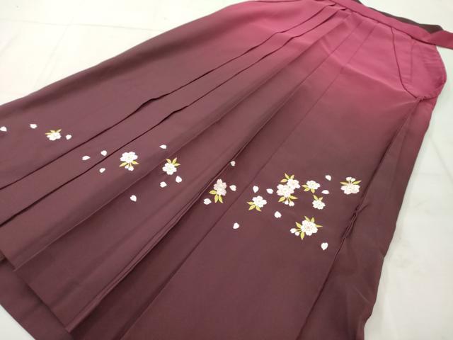 平和屋着物●女性　行灯袴　刺繍　舞花文　暈し染め　金糸　卒業式　洗える着物　AAAX5839cs