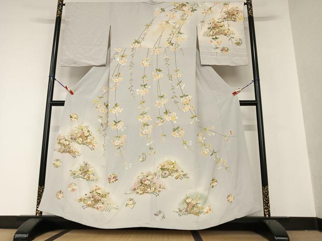 平和屋着物●訪問着　友禅　駒刺繍　飾花文　暈し染め　金彩　正絹　逸品　AAAY0006zg