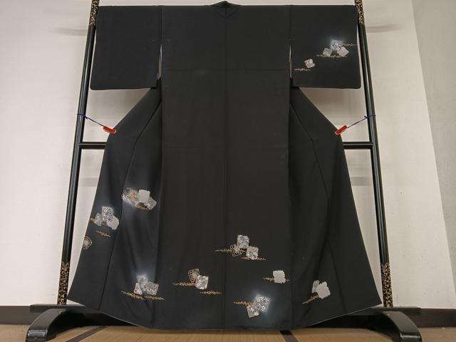 平和屋着物●訪問着　駒刺繍　破れ色紙花文　ほたる暈し　黒地　金彩　正絹　逸品　AAAY0045zg