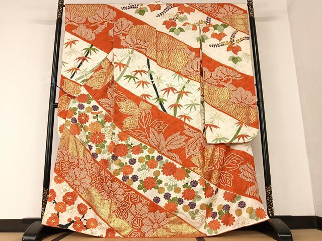 平和屋着物●豪華振袖　駒刺繍　絞り　草花文　金彩　正絹　逸品　AAAY0148zg