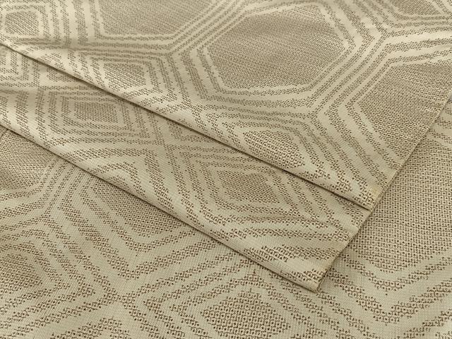 平和屋着物●本場大島紬　白大島　150亀甲　亀甲文　正絹　逸品　AAAY0196zg