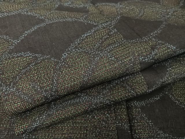 平和屋着物●本場結城紬　重要無形文化財　100亀甲　扇　黒緑色地　正絹　逸品　AAAY1537np