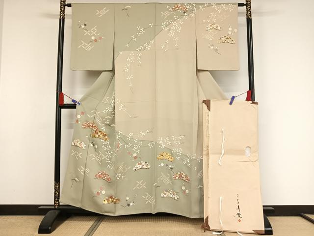 平和屋着物●銀座いち利　訪問着　駒刺繍　松取り吉祥文　金糸　金彩　たとう紙付き　正絹　逸品　AAAY1547np