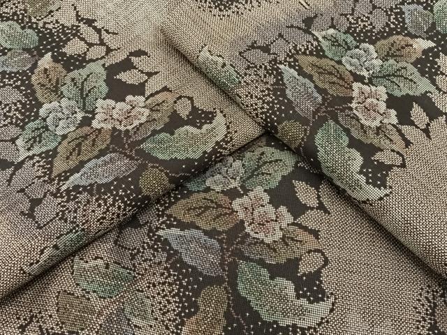 平和屋着物●本場大島紬　カタス9マルキ　草花文　正絹　逸品　AAAY1712np