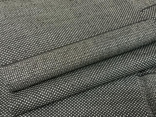 平和屋着物●本場結城紬　重要無形文化財　薩摩結城　120亀甲　横段文　正絹　逸品　AAAY1790np