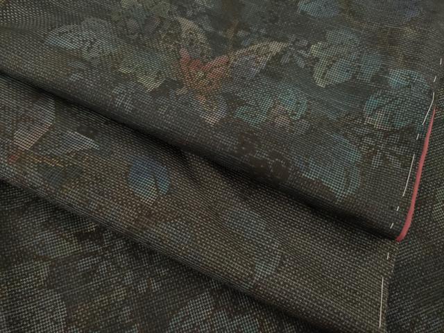 平和屋着物●本場大島紬　カタス７マルキ　舞蝶文　正絹　逸品　未使用　AAAY1868ck