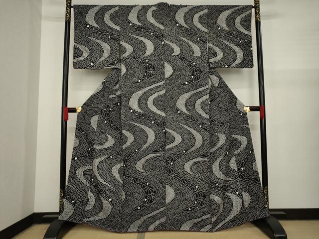 平和屋着物●上質な小紋　総絞り　流水花文　黒地　正絹　逸品　AAAY4786ck