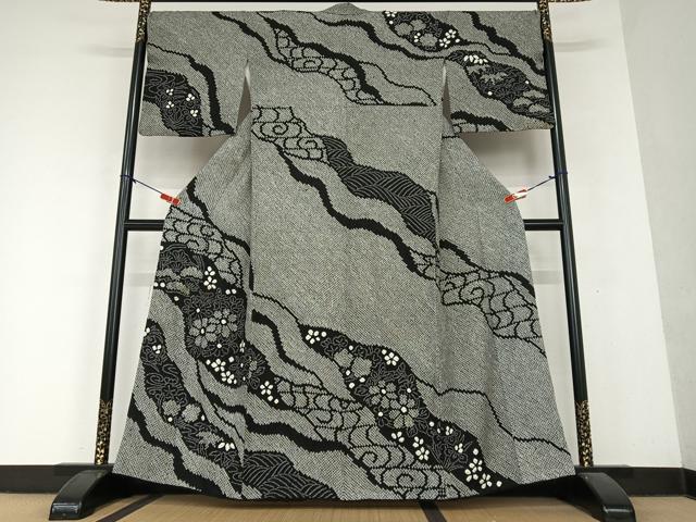 平和屋着物●訪問着　絞り　道長草花文　黒地　正絹　逸品　AAAY6569zg