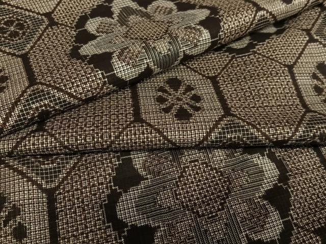 平和屋着物●本場大島紬　割込み絣　花亀甲文　正絹　逸品　AAAY6677zg