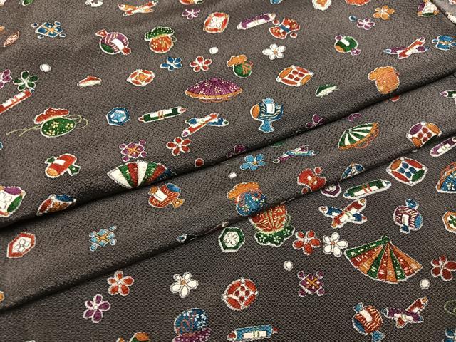 平和屋着物●上質な小紋　宝尽くし　金彩　鬼しぼ縮緬　正絹　逸品　AAAY8626ph