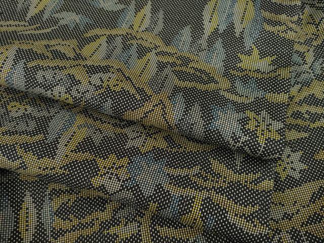 平和屋着物●本場大島紬　一元絣　樹林風景文　黒地　正絹　逸品　AAAY9059ck