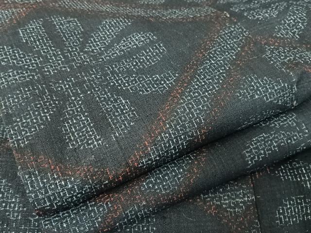 平和屋着物●本場結城紬　重要無形文化財　80亀甲　花菱文　正絹　逸品　AAAY9887np