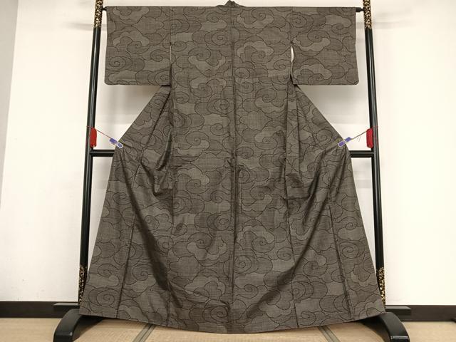 平和屋着物●本場大島紬　カタス7マルキ　雲文　正絹　逸品　AAAY9934np 平和屋着物○本場大島紬 カタス7マルキ 雲文 正絹 逸品 AAAY9934np 紬