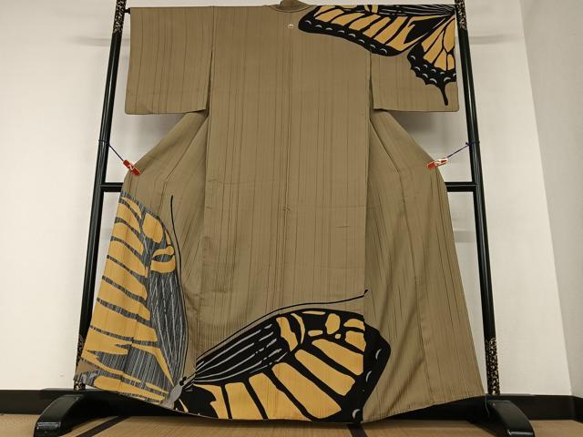 平和屋着物●訪問着　舞蝶文　銀彩　正絹　逸品　AAAZ0120zg