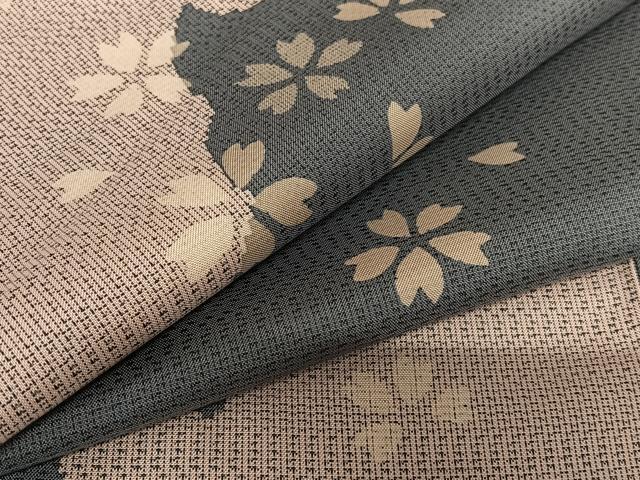 平和屋着物●本場染大島紬　雪輪舞桜　正絹　逸品　AAAZ0159zg