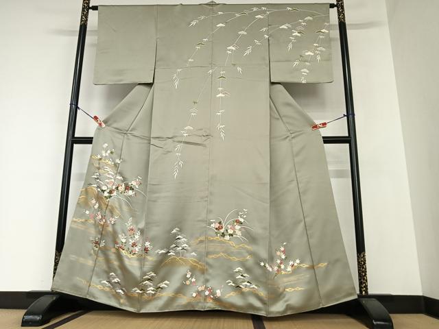 平和屋着物●訪問着　駒刺繍　草花文　金彩　正絹　逸品　AAAZ0197zg