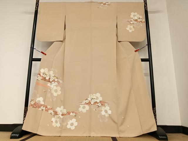 平和屋着物●訪問着　駒刺繍　舞桜文　金彩　正絹　逸品　未使用　AAAZ0335zg
