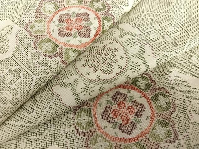 平和屋着物●本場大島紬　白大島　カタス9マルキ　雪輪花文　正絹　逸品　AAAZ0355zg