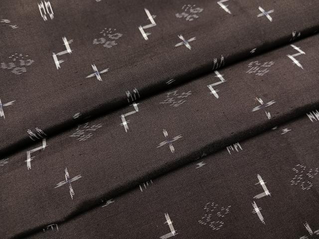 平和屋着物●本場琉球絣　飛鳥文　正絹　逸品　AAAZ0543ph