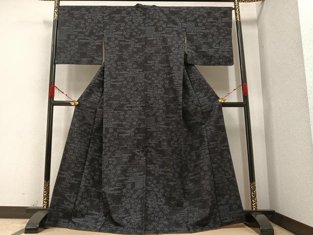 平和屋着物○本場結城紬 重要無形文化財 色無地 深紫色 正絹 逸品