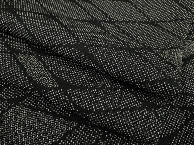 平和屋着物●本塩沢　110亀甲　変わり菱文　黒地　正絹　逸品　AAAZ0612ck