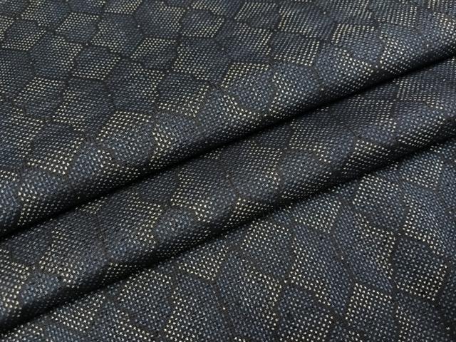 平和屋着物●本場大島紬　薩摩結城　幾何学文様　正絹　逸品　AAAZ1795ph