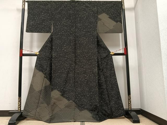 平和屋着物●本場染大島紬　訪問着　吉祥文　黒地　正絹　逸品　AAAZ1829ph