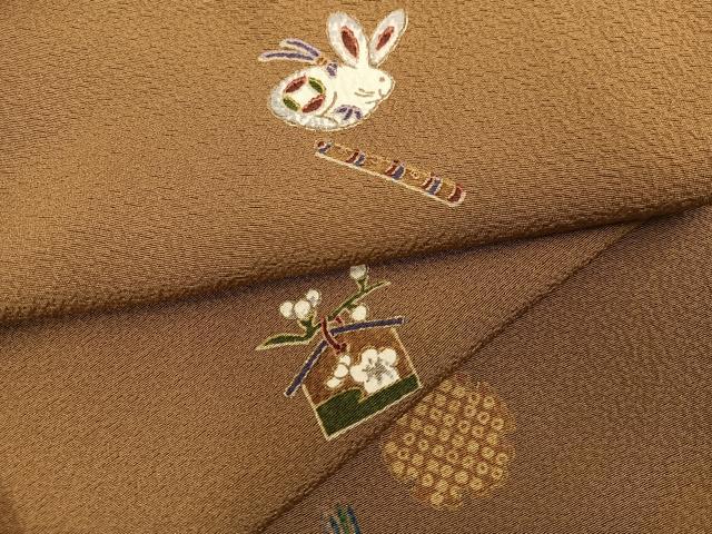 平和屋着物●上質な小紋　兎　独楽　打ち出の小槌　正絹　逸品　AAAZ1969ph