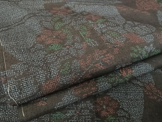 平和屋着物●本場結城紬　重要無形文化財　80亀甲　枝花文　ロング丈　正絹　逸品　未使用　AAAZ3185np