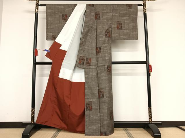 平和屋着物○本場大島紬 カタス9マルキ 草花文 正絹 逸品 AABA1262ph