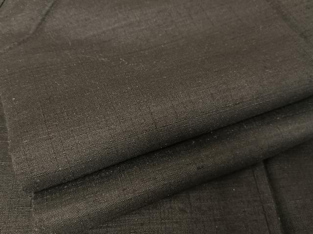 平和屋着物●男性　紬　色無地　羊羹色　正絹　逸品　AAAZ3314np