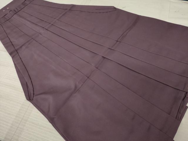 平和屋着物●西陣　鳥居良　茶喜仙台平　男性　馬乗り袴　色無地　葡萄鼠色　茶喜謹製　正絹　逸品　AAAZ3723ck