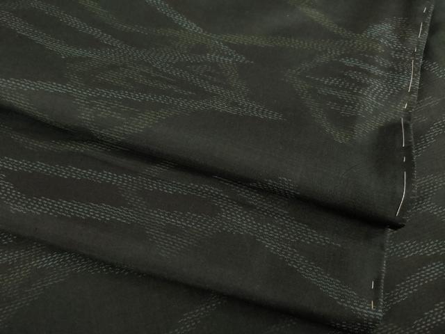 平和屋着物●本場大島紬　幾何学文様　黒地　正絹　逸品　AAAZ3816ck